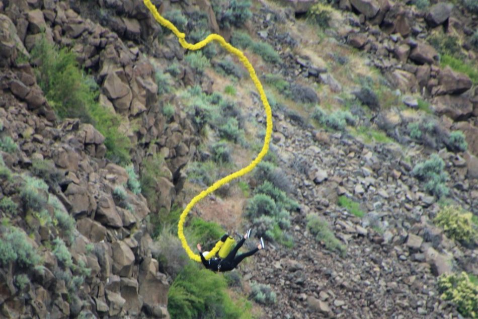Crooked River Gorge with Bungee Jumping. – Inyour Face Images